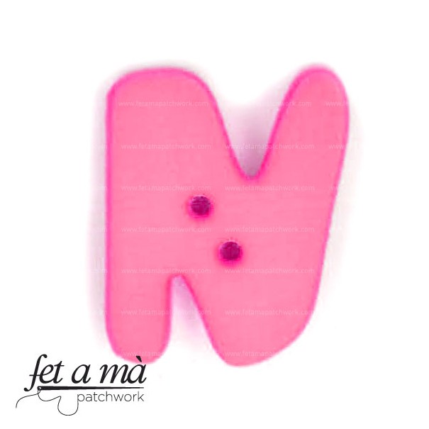 Botón letra N Fucsia
